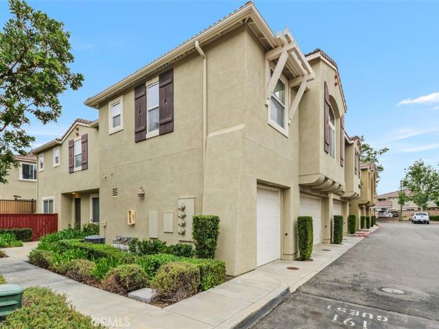 27424 Woburn Ct, Unit 1, Murrieta, CA 92562 | MLS #SW26072 | Compass