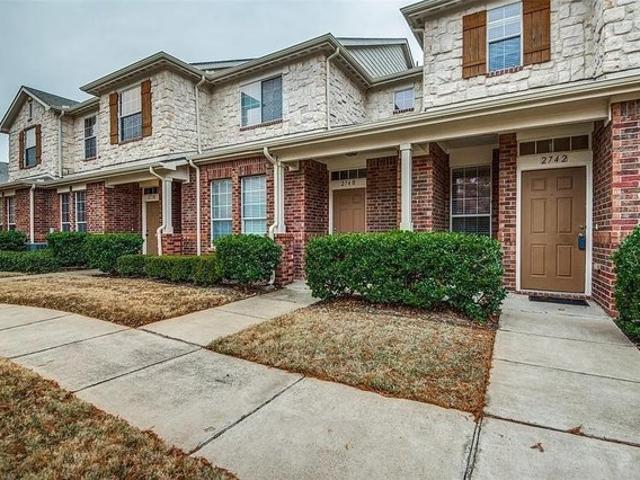 2742 Olympic Park Dr, Grand Prairie, TX 75050