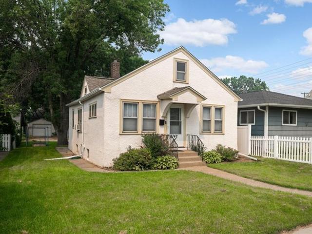2742 Grand St NE, Minneapolis, MN 55418