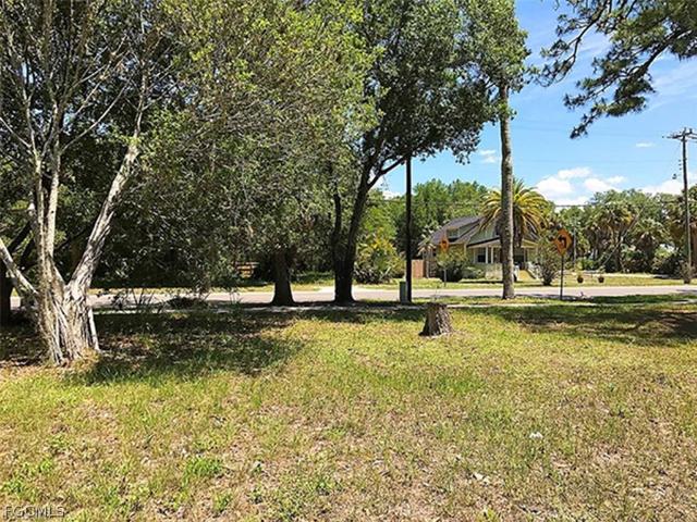 2742 Second St, Fort Myers, FL 33916 | MLS #2026008