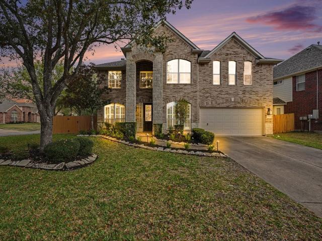 2742 Villa Pisa Lane