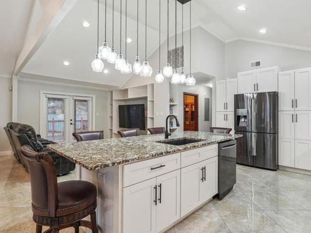 2743 Eastwood Dr, Decatur, GA 30032