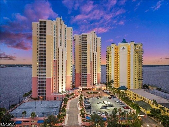 2743 1st St Apt 305, Fort Myers, FL 33916