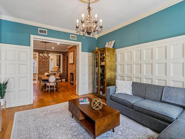 274 4Th St