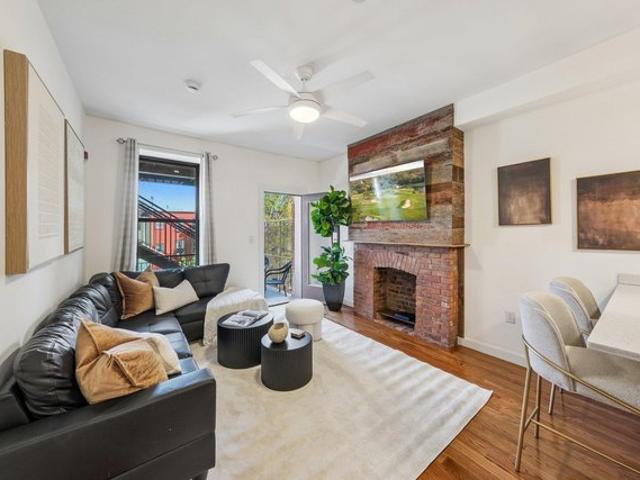 274 6th St Apt 302, Jersey City, NJ 07302