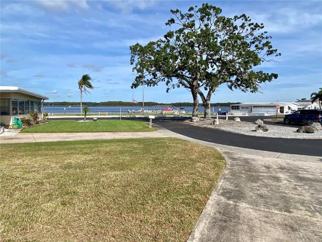 274 Beach Ct, Unit 42, Palm Harbor, FL 34684 | MLS #TB8451