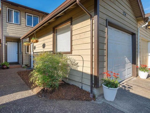 274 NE Powderhorn Dr, Corvallis, OR 97330