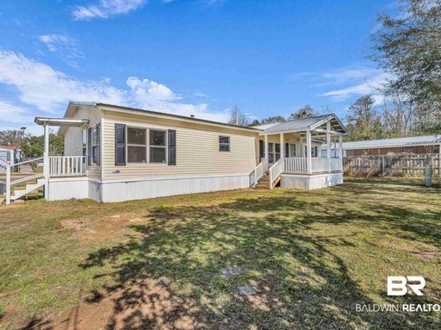 274 S Wren Ln, Robertsdale, AL 36567
