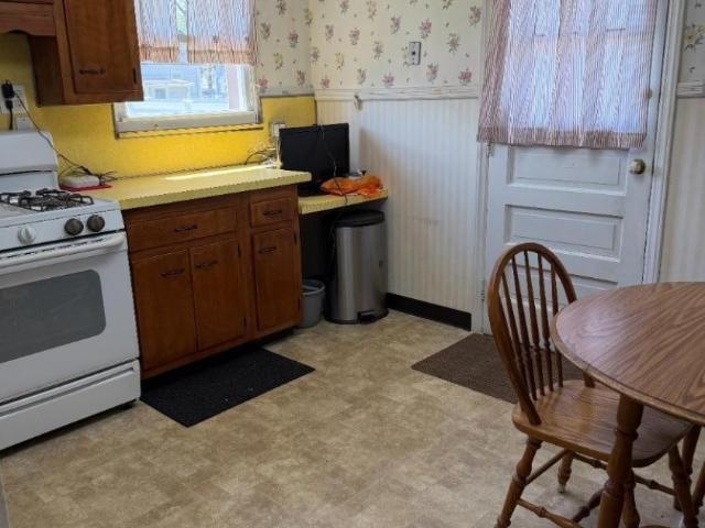 274 Schepis Ave