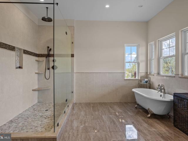 274 Pineville Rd, Newtown, PA 18940 | MLS #PABU2114