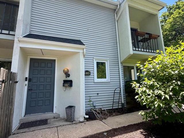 274 W Chelsea Circle