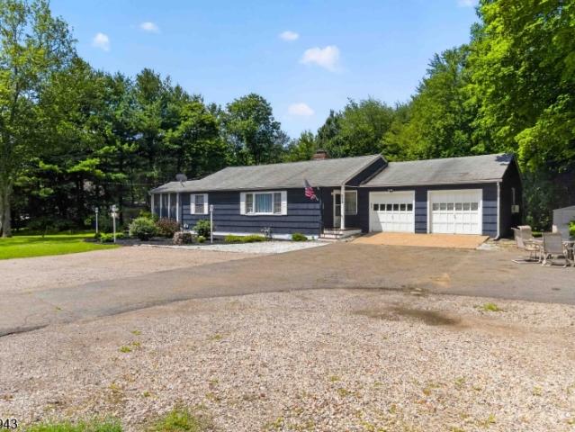 274 Weaver Rd