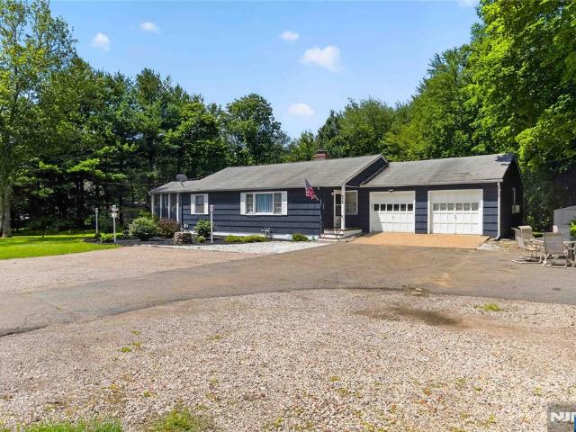 274 Weaver Road