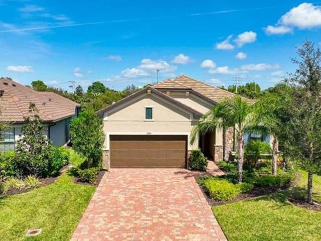 2754 Aviamar Cir, Naples, FL 34114