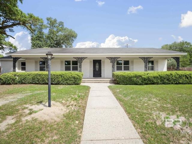 2754 Brierwood Dr, Mobile, AL 36606