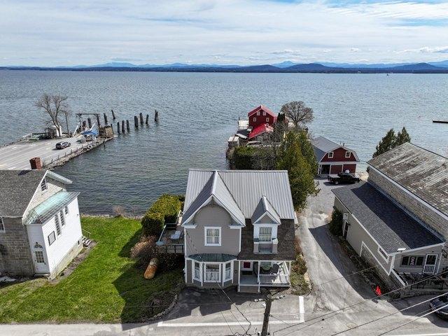 2754 Essex Rd, Essex, NY 12936