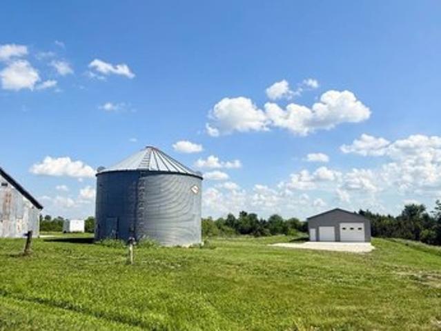 2754 Idaho St, Osceola, IA 50213
