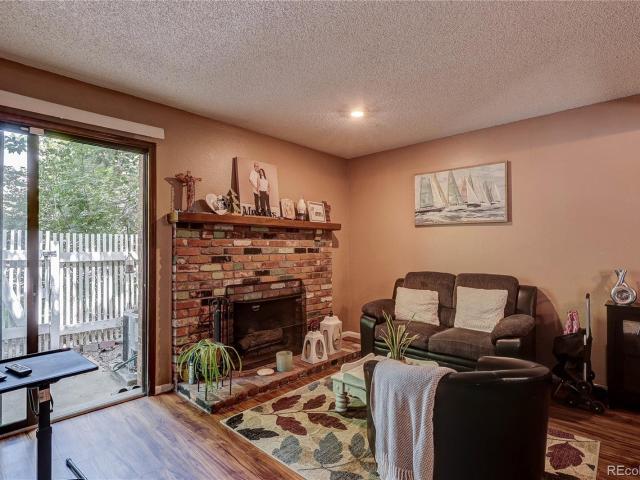 2754 S Lansing Way