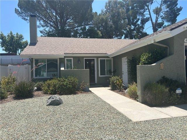 27554 Pamplico Dr, Valencia, CA 91354