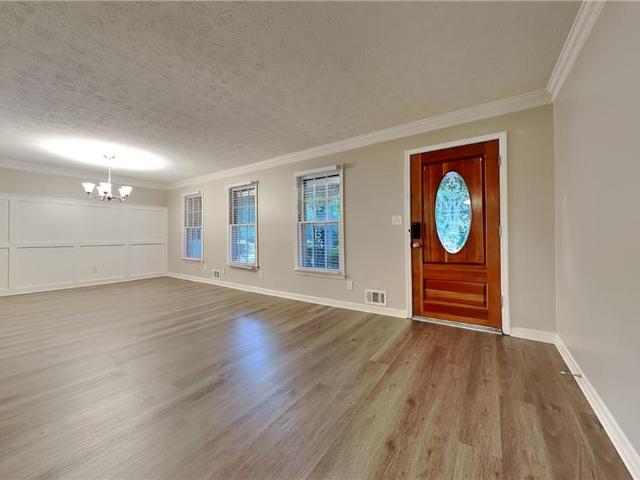 2755 Hickory Circle