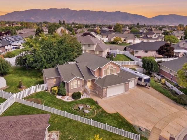 2755 S 900 W, Syracuse, UT 84075