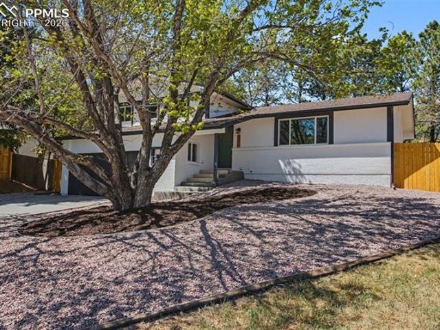 2755 Villa Loma Drive