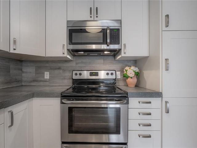 2756 Braham Ct, Palm Harbor, FL 34684 | MLS #TB8517