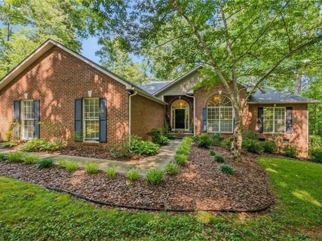 2756 Finch Farm Rd, Trinity, NC 27370