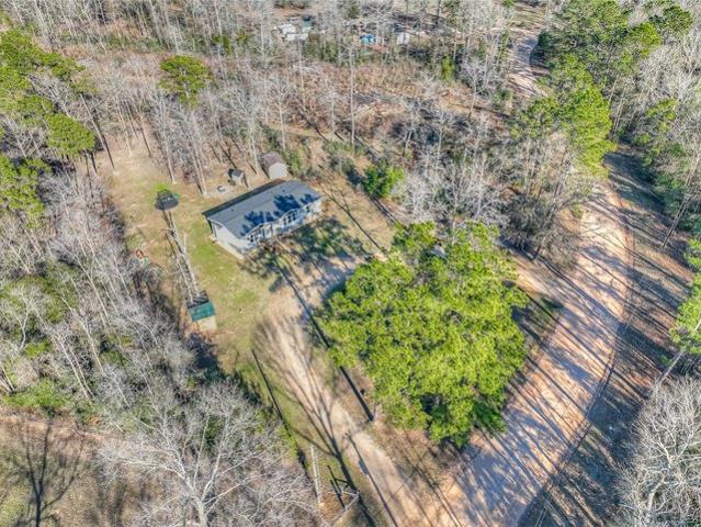 2757 E Capps Rd, Livingston, TX 77351