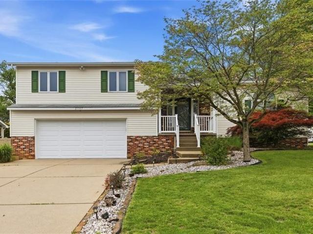 2757 Edith St, New Kensington, PA 15068