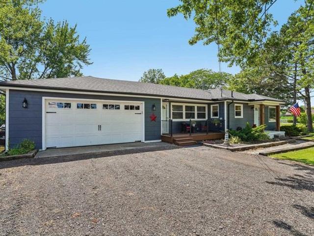 2758 Nadeau Rd, Monroe, MI 48162