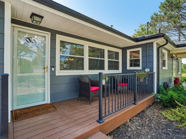 2758 Nadeau Road