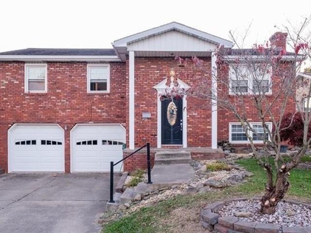2759 Brodhead Rd, Aliquippa, PA 15001