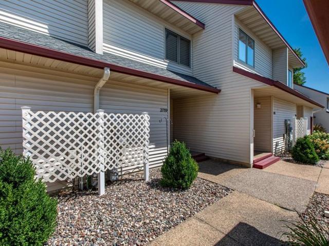 2759 Charles Ct NW, Rochester, MN 55901