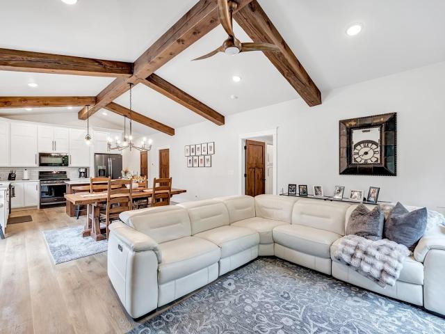 2759 county rd ee