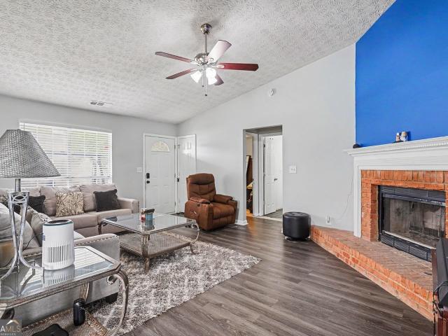 2750 Mill Lake Way