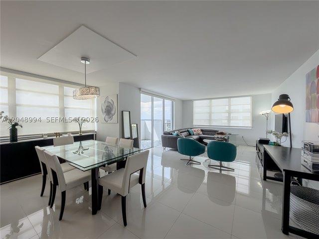 2750 NE 183rd St Apt 2108, Aventura, FL 33160