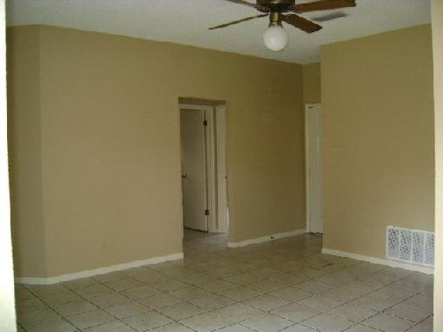 2750 Allencrest Dr, Corpus Christi, TX 78415 | MLS #86529 | Compass