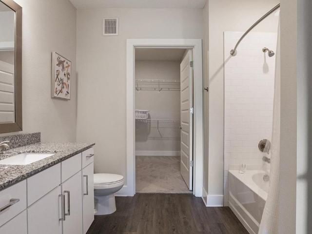 2750 Bahia Vista St 1 Bedroom Apartment for Rent at 2750 Bahia Vista St, Sarasota, FL 34239 Arlington Park