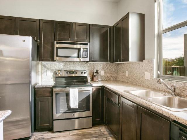 2750 Bahia Vista St 1 Bedroom Apartment for Rent at 2750 Bahia Vista St, Sarasota, FL 34239 Arlington Park