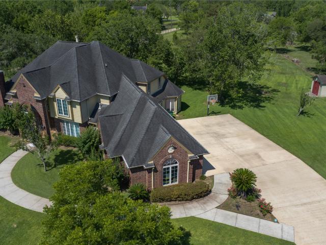 2750 County Road 48, Rosharon, TX 77583 | MLS #8572 | Compass