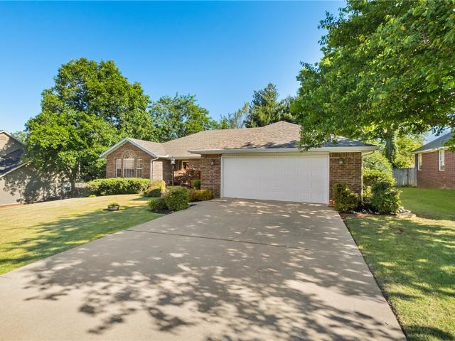 2750 E Londonderry Drive