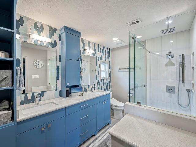2750 Fontana Dr, Houston, TX 77043 | MLS #48380