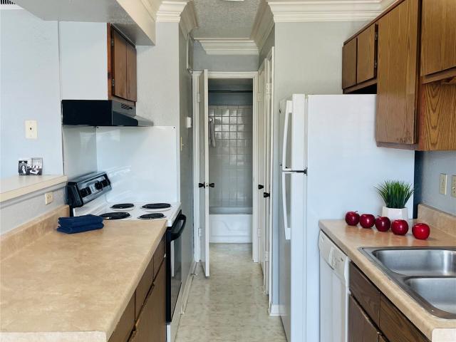 2750 Holly Hall St, Unit 407, Houston, TX 77054 | Compass