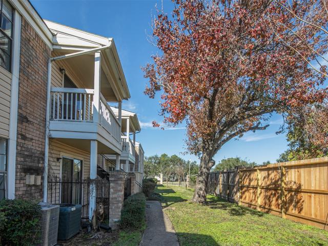 2750 Holly Hall St, Unit 714, Houston, TX 77054 | MLS #48247