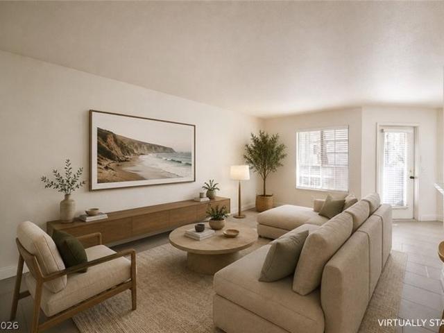 2750 S Durango Dr Apt 1056, Las Vegas, NV 89117