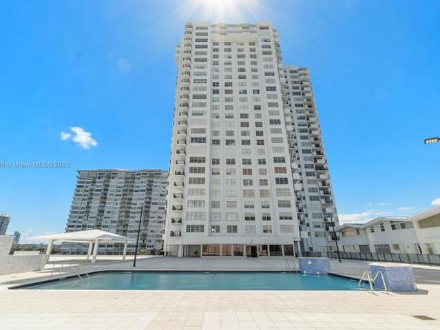 2750 183rd St NE #Ph06, Aventura, FL 33160