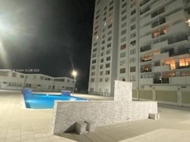 2750 183rd St NE #1501, Aventura, FL 33160