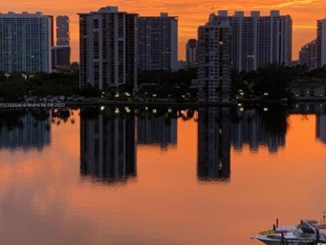 2750 183rd St NE #1202, Aventura, FL 33160