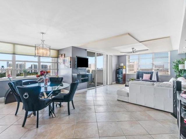 2750 183rd St NE #2202, Aventura, FL 33160